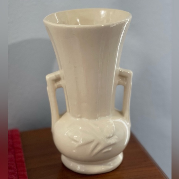 Mccoy | Art | Vintage Mccoy Cream Double Handled Vase | Poshmark